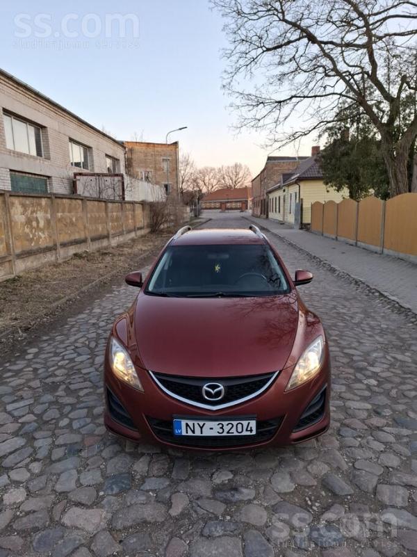 Красный Мазда 6 2010 в Елгава, объемом двигателя 2.20 л и пробегом 251 тыс. км за 3500 €, фото 3 на AUTOMOTO.COM.LV