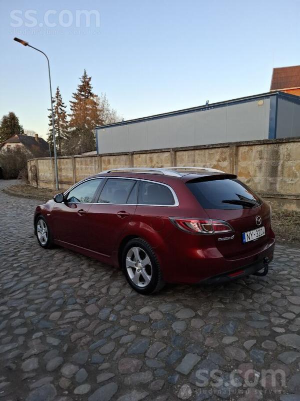 Красный Мазда 6 2010 в Елгава, объемом двигателя 2.20 л и пробегом 251 тыс. км за 3500 €, фото 4 на AUTOMOTO.COM.LV