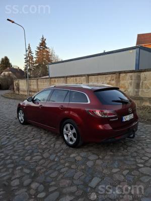 Sarkans Mazda 6 2010 Jelgava, ar dzinēja tilpumu 2.20 L un nobraukumu 251 tūkst. km par 3500 €, foto 5 vietnē AUTOMOTO.COM.LV