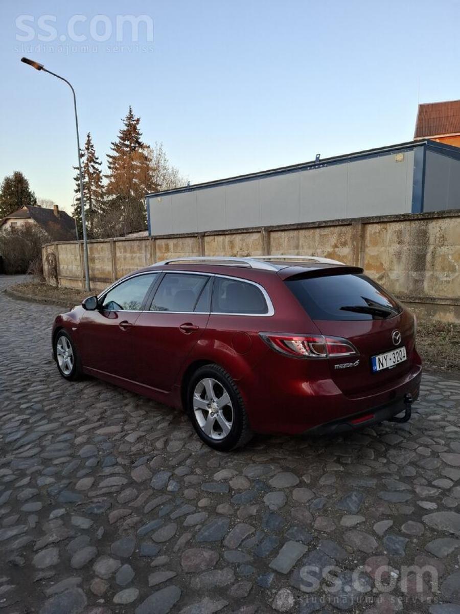 Sarkans Mazda 6 2010 Jelgava, ar dzinēja tilpumu 2.20 L un nobraukumu 251 tūkst. km par 3500 €, foto 5 vietnē AUTOMOTO.COM.LV