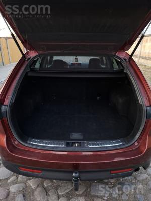 Sarkans Mazda 6 2010 Jelgava, ar dzinēja tilpumu 2.20 L un nobraukumu 251 tūkst. km par 3500 €, foto 7 vietnē AUTOMOTO.COM.LV