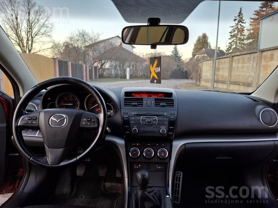 Sarkans Mazda 6 2010 Jelgava, ar dzinēja tilpumu 2.20 L un nobraukumu 251 tūkst. km par 3500 €, foto 10 vietnē AUTOMOTO.COM.LV