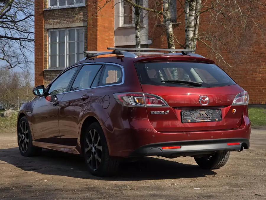 Sarkans Mazda 6 2010 Grobiņa, ar dzinēja tilpumu 2.00 L un nobraukumu 247 tūkst. km par 3200 €, foto 5 vietnē AUTOMOTO.COM.LV