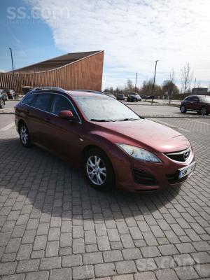 Sarkans Mazda 6 2010 Ventspils, ar dzinēja tilpumu 2.20 L un nobraukumu 230 tūkst. km par 3200 €, foto  vietnē AUTOMOTO.COM.LV