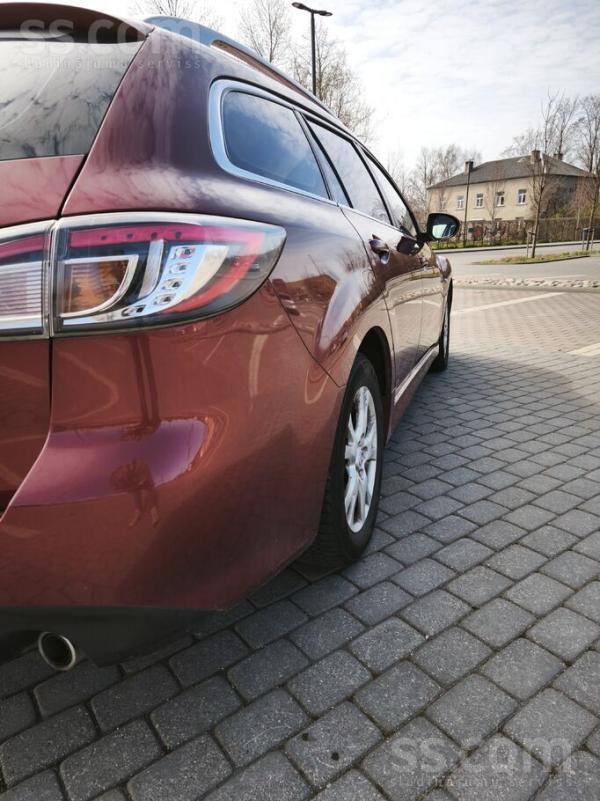 Sarkans Mazda 6 2010 Ventspils, ar dzinēja tilpumu 2.20 L un nobraukumu 230 tūkst. km par 3200 €, foto 8 vietnē AUTOMOTO.COM.LV