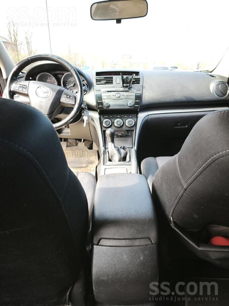 Sarkans Mazda 6 2010 Ventspils, ar dzinēja tilpumu 2.20 L un nobraukumu 230 tūkst. km par 3200 €, foto 15 vietnē AUTOMOTO.COM.LV