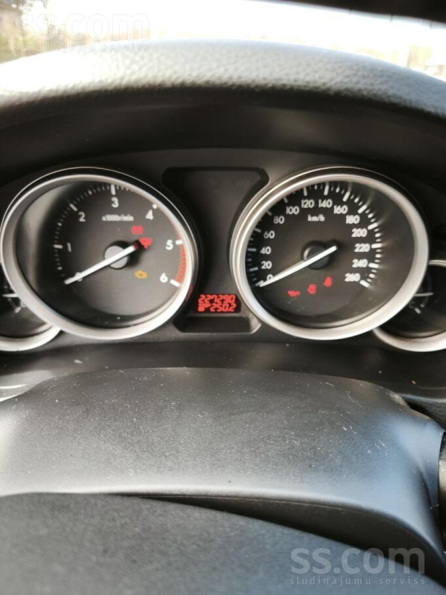Sarkans Mazda 6 2010 Ventspils, ar dzinēja tilpumu 2.20 L un nobraukumu 230 tūkst. km par 3200 €, foto 16 vietnē AUTOMOTO.COM.LV