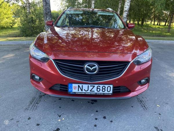 Red Mazda 6 2013 in Rokiskis, with an engine capacity of 2.18 L and mileage of 260 thousand km for 4499 €, photo 2 on AUTOMOTO.COM.LV