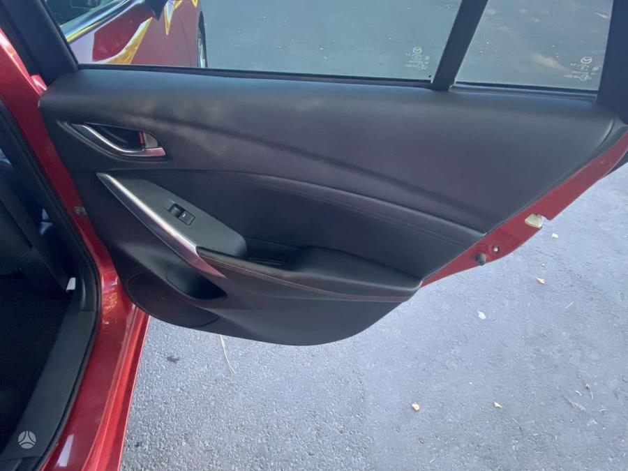 Red Mazda 6 2013 in Rokiskis, with an engine capacity of 2.18 L and mileage of 260 thousand km for 4499 €, photo 34 on AUTOMOTO.COM.LV