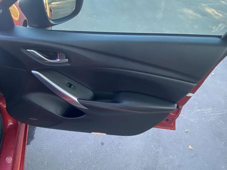 Red Mazda 6 2013 in Rokiskis, with an engine capacity of 2.18 L and mileage of 260 thousand km for 4499 €, photo 35 on AUTOMOTO.COM.LV