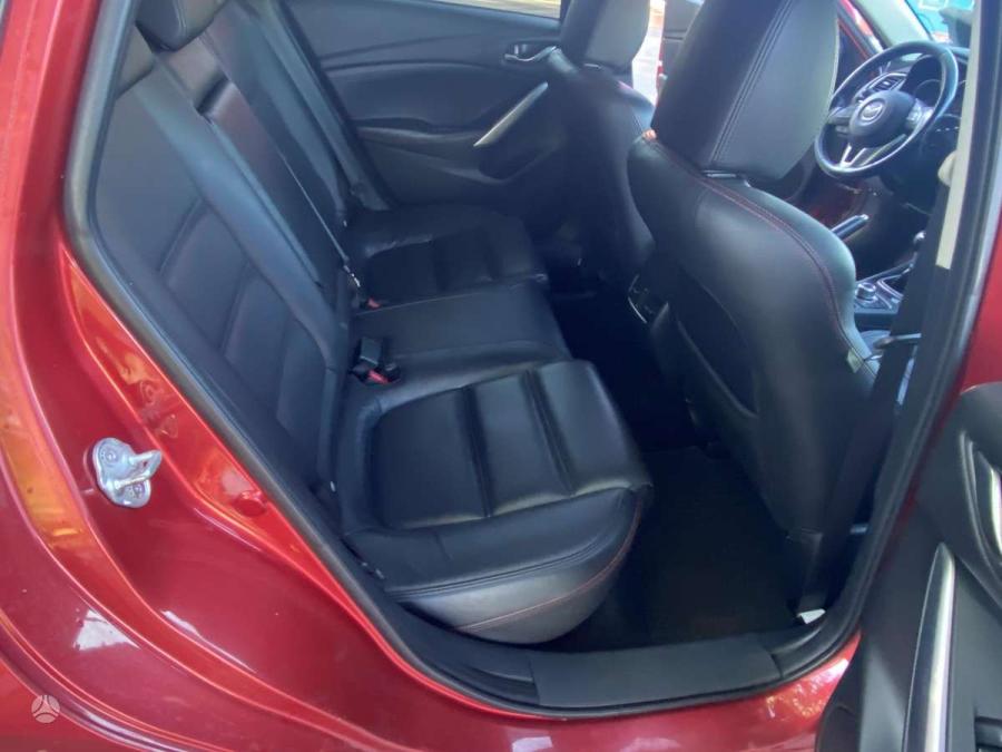 Red Mazda 6 2013 in Rokiskis, with an engine capacity of 2.18 L and mileage of 260 thousand km for 4499 €, photo 37 on AUTOMOTO.COM.LV