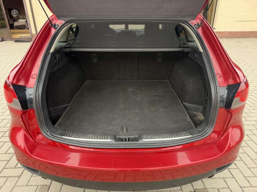 Red Mazda 6 2013 in Taurage, with an engine capacity of 2.18 L and mileage of 186 thousand km for 4900 €, photo 12 on AUTOMOTO.COM.LV