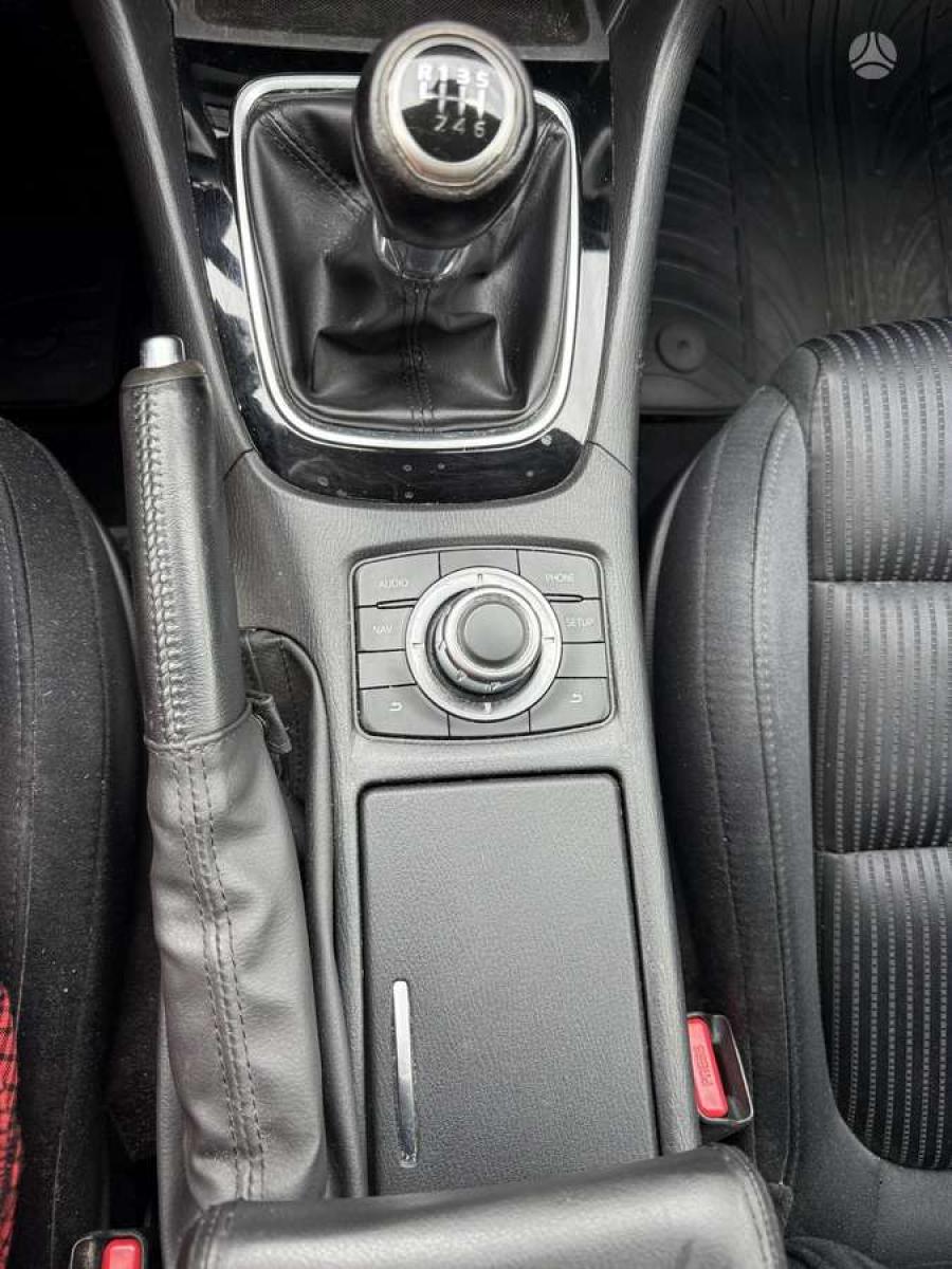 Red Mazda 6 2013 in Taurage, with an engine capacity of 2.18 L and mileage of 186 thousand km for 4900 €, photo 17 on AUTOMOTO.COM.LV