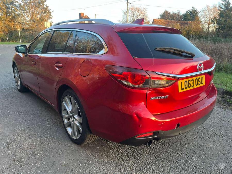 Red Mazda 6 2014 in Siauliai, with an engine capacity of 2.18 L and mileage of 200 thousand km for 2898 €, photo 6 on AUTOMOTO.COM.LV