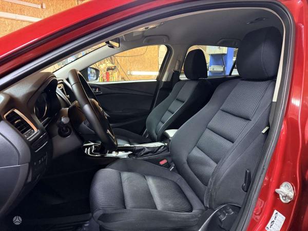 Red Mazda 6 2014 in Utena, with an engine capacity of 2.18 L and mileage of 267 thousand km for 5990 €, photo 9 on AUTOMOTO.COM.LV