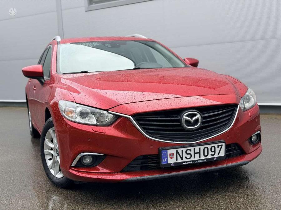 Red Mazda 6 2014 in Utena, with an engine capacity of 2.18 L and mileage of 277 thousand km for 5490 €, photo 10 on AUTOMOTO.COM.LV