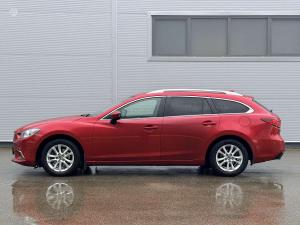 Red Mazda 6 2014 in Utena, with an engine capacity of 2.18 L and mileage of 277 thousand km for 5490 €, photo 13 on AUTOMOTO.COM.LV