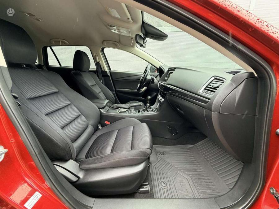 Red Mazda 6 2014 in Utena, with an engine capacity of 2.18 L and mileage of 277 thousand km for 5490 €, photo 20 on AUTOMOTO.COM.LV
