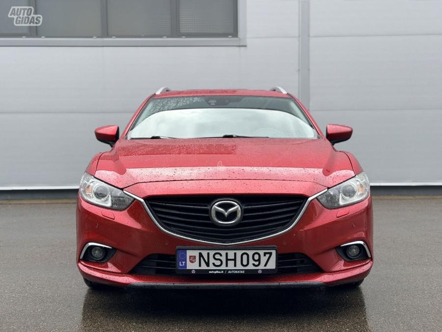 Red Mazda 6 2014 in Utena, with an engine capacity of 2.20 L and mileage of 277 thousand km for 5490 €, photo 11 on AUTOMOTO.COM.LV