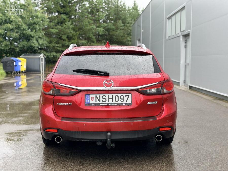 Red Mazda 6 2014 in Utena, with an engine capacity of 2.20 L and mileage of 277 thousand km for 5490 €, photo 15 on AUTOMOTO.COM.LV