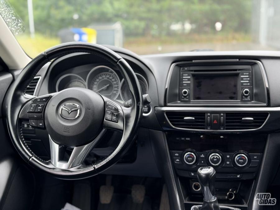 Red Mazda 6 2014 in Utena, with an engine capacity of 2.20 L and mileage of 277 thousand km for 5490 €, photo 27 on AUTOMOTO.COM.LV