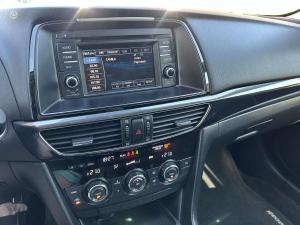 Sarkans Mazda 6 2014 Klaipėda, ar dzinēja tilpumu 2.19 L un nobraukumu 264 tūkst. km par 4899 €, foto 16 vietnē AUTOMOTO.COM.LV