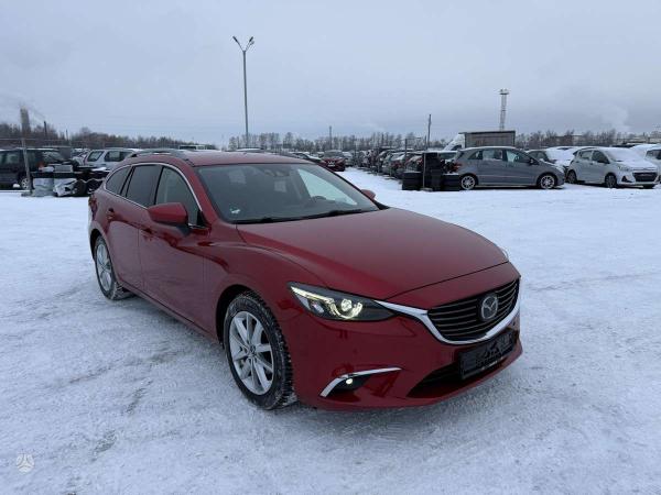 Red Mazda 6 2015 in Marijampole, with an engine capacity of 2.19 L and mileage of 192 thousand km for 7900 €, photo 4 on AUTOMOTO.COM.LV