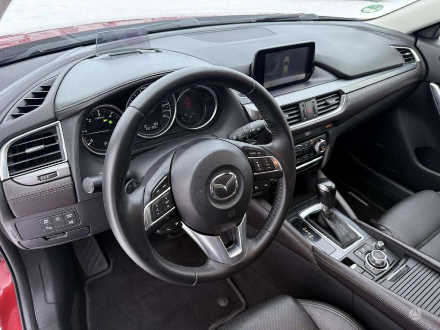 Sarkans Mazda 6 2015 Marijampole, ar dzinēja tilpumu 2.19 L un nobraukumu 192 tūkst. km par 7900 €, foto 11 vietnē AUTOMOTO.COM.LV