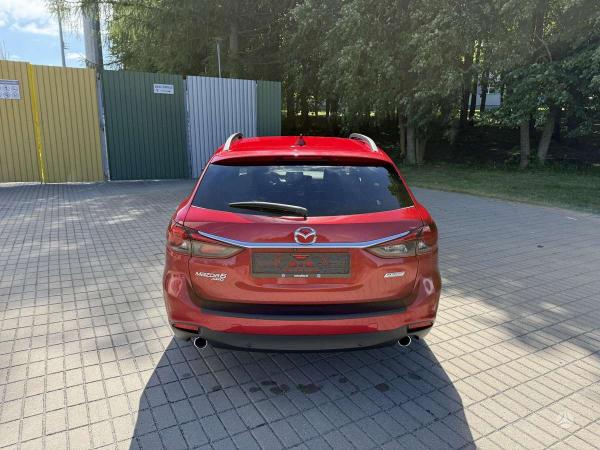 Red Mazda 6 2015 in Marijampole, with an engine capacity of 2.19 L and mileage of 232 thousand km for 6900 €, photo 8 on AUTOMOTO.COM.LV