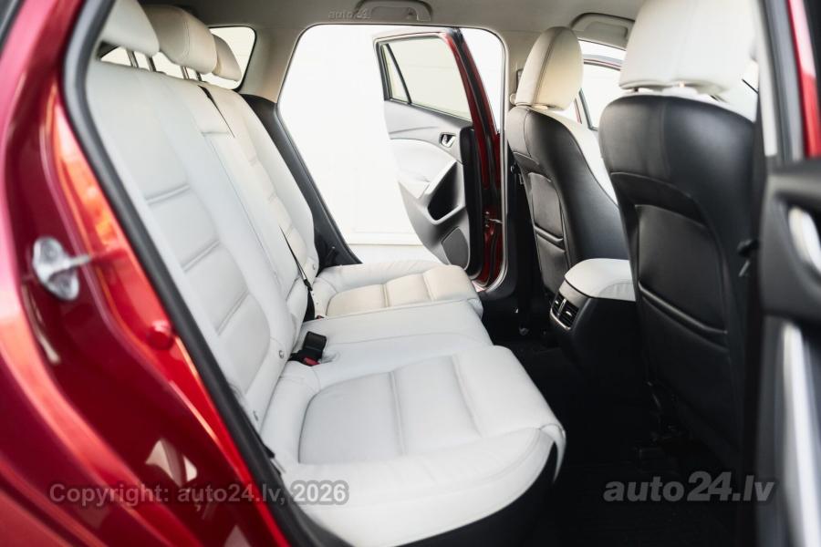 Sarkans Mazda 6 2015 Tallina, ar dzinēja tilpumu 2.20 L un nobraukumu 225 tūkst. km par 9999 €, foto 13 vietnē AUTOMOTO.COM.LV