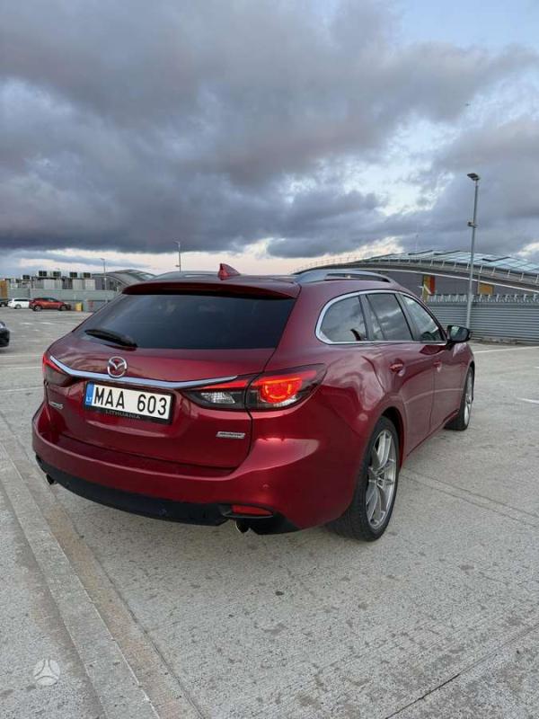 Sarkans Mazda 6 2016 Viļņa, ar dzinēja tilpumu 2.19 L un nobraukumu 224 tūkst. km par 9000 €, foto 10 vietnē AUTOMOTO.COM.LV