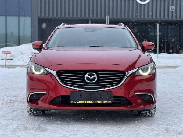 Red Mazda 6 2017 in Siauliai, with an engine capacity of 2.19 L and mileage of 197 thousand km for 8900 €, photo 4 on AUTOMOTO.COM.LV