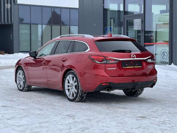 Red Mazda 6 2017 in Siauliai, with an engine capacity of 2.19 L and mileage of 197 thousand km for 8900 €, photo 8 on AUTOMOTO.COM.LV