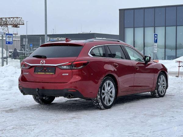 Red Mazda 6 2017 in Siauliai, with an engine capacity of 2.19 L and mileage of 197 thousand km for 8900 €, photo 9 on AUTOMOTO.COM.LV