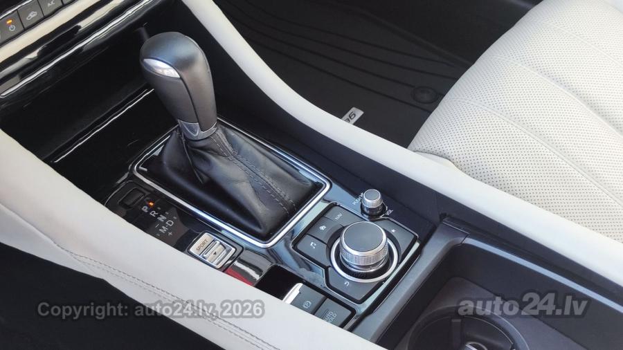 Sarkans Mazda 6 2021 Tartu, ar dzinēja tilpumu 2.50 L un nobraukumu 77 tūkst. km par 23990 €, foto 12 vietnē AUTOMOTO.COM.LV