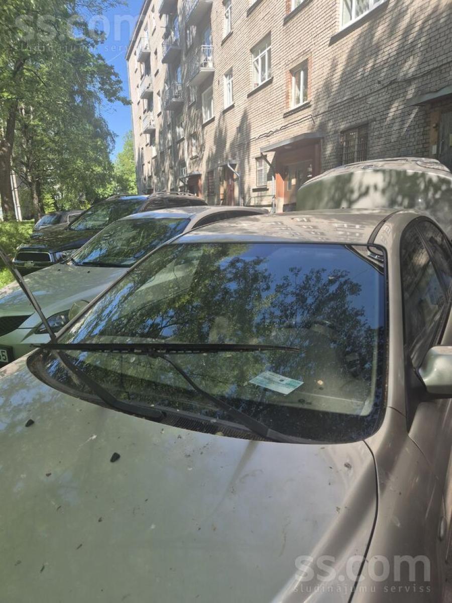 Mazda 6 2003 in Riga, with an engine capacity of 2.00 L and mileage of 92 thousand km for 500 €, photo 9 on AUTOMOTO.COM.LV