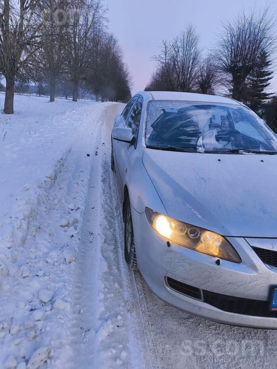 Mazda 6 2007 in Riga, with an engine capacity of 2.00 L and mileage of 194 thousand km for 1000 €, photo 4 on AUTOMOTO.COM.LV