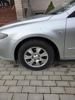 Mazda 6 2007 in Ukmerge, with an engine capacity of 2.00 L and mileage of 140 thousand km for 700 €, photo 11 on AUTOMOTO.COM.LV
