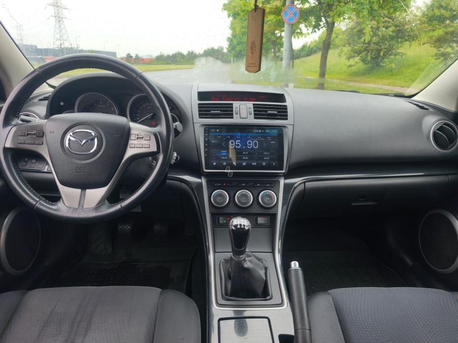 Mazda 6 2008 in Vilnius, with an engine capacity of 2.00 L and mileage of 233 thousand km for 1700 €, photo 13 on AUTOMOTO.COM.LV