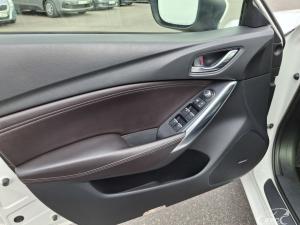 Mazda 6 2017 in Vilnius, with an engine capacity of 2.49 L and mileage of 126 thousand km for 9900 €, photo 6 on AUTOMOTO.COM.LV