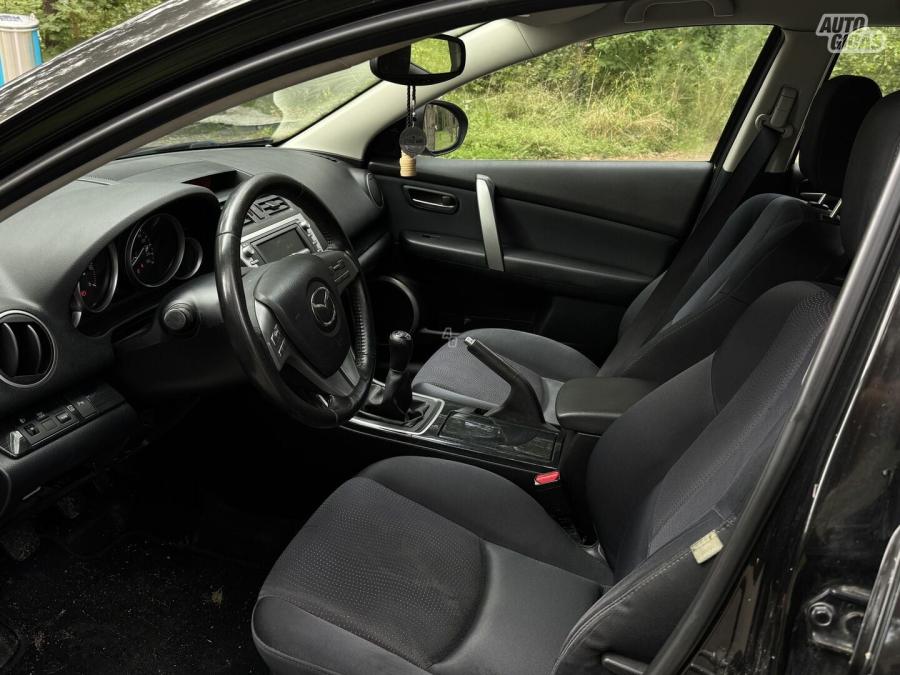 Mazda 6 2010 in Vilnius, with an engine capacity of 2.00 L and mileage of 300 thousand km for 2350 €, photo 9 on AUTOMOTO.COM.LV