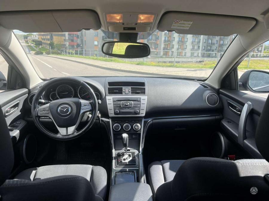 Violet Mazda 6 2009 in Vilnius, with an engine capacity of 1.99 L and mileage of 323 thousand km for 3000 €, photo 11 on AUTOMOTO.COM.LV
