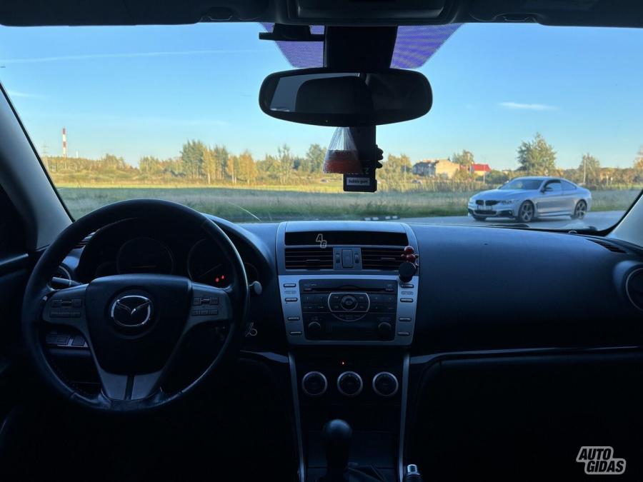 Balts Mazda 6 2009 Šauļi, ar dzinēja tilpumu 2.20 L un nobraukumu 370 tūkst. km par 1700 €, foto 10 vietnē AUTOMOTO.COM.LV
