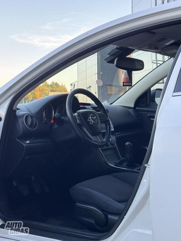 Мазда 6 2009 в Шяуляй на AUTOMOTO.COM.LV Белый Мазда 6 2009 в Шяуляй, объемом двигателя 2.20 л и пробегом 370 тыс. км за 1700 €, фото 11 на AUTOMOTO.COM.LV