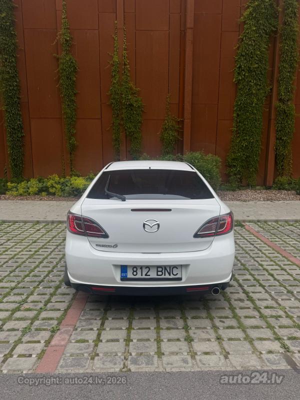 Balts Mazda 6 2010 Tallina, ar dzinēja tilpumu 1.80 L un nobraukumu 289 tūkst. km par 1998 €, foto 5 vietnē AUTOMOTO.COM.LV