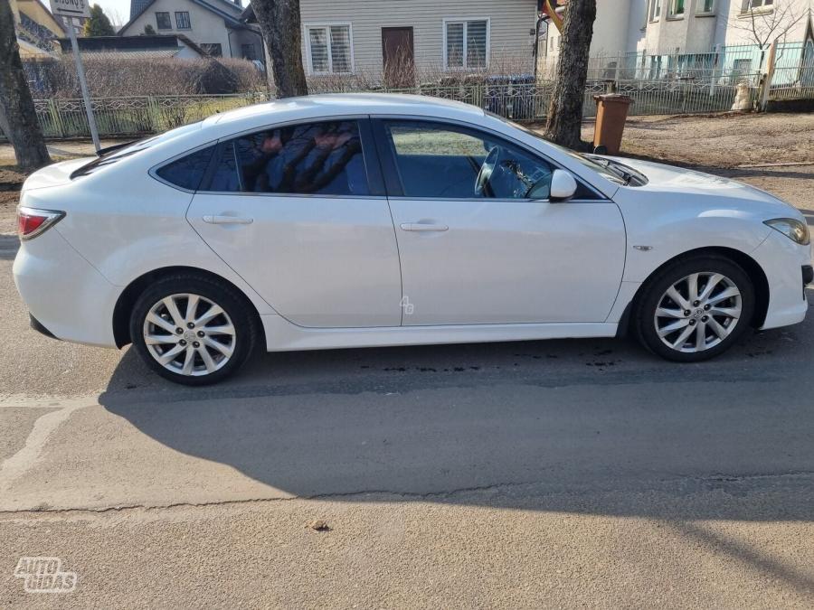 White Mazda 6 2011 in Alytus, with an engine capacity of 2.20 L and mileage of 249 thousand km for 850 €, photo 6 on AUTOMOTO.COM.LV