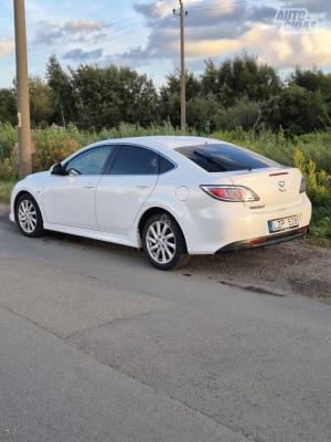 White Mazda 6 2011 in Klaipeda, with an engine capacity of 2.20 L and mileage of 355 thousand km for 2500 €, photo 3 on AUTOMOTO.COM.LV