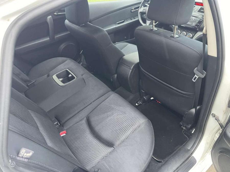 Balts Mazda 6 2012 Kauņa, ar dzinēja tilpumu 2.18 L un nobraukumu 293 tūkst. km par 1950 €, foto 9 vietnē AUTOMOTO.COM.LV