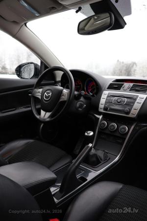 Balts Mazda 6 2008 Rapla, ar dzinēja tilpumu 2.50 L un nobraukumu 221 tūkst. km par 2500 €, foto 9 vietnē AUTOMOTO.COM.LV