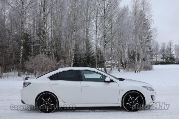 White Mazda 6 2008 in Rapla, with an engine capacity of 2.50 L and mileage of 221 thousand km for 2500 €, photo 7 on AUTOMOTO.COM.LV